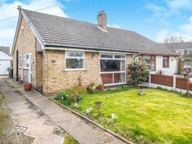 2 Bedrooms Bungalow for sale in Friars Walk, Formby, Liverpool, Merseyside L37