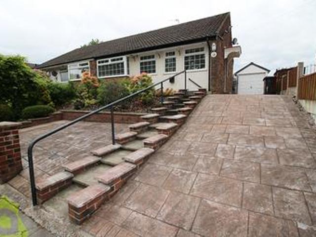 2 Bedrooms Bungalow for sale in Greenland Road, Great Lever BL3