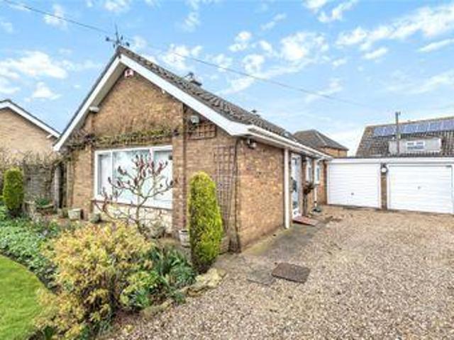 2 Bedrooms Bungalow for sale in Pottergate Road, Navenby LN5