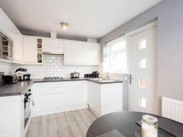 2 Bedrooms Bungalow for sale in Runswick Avenue, York YO26