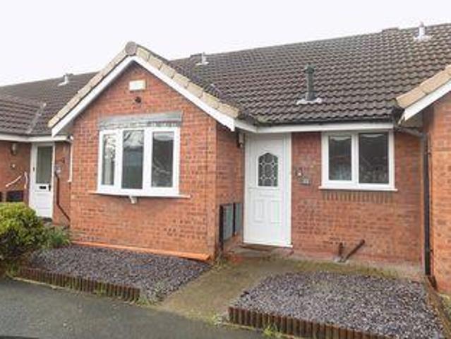 2 Bedrooms Bungalow for sale in Rimington Close, Culcheth, Warrington WA3