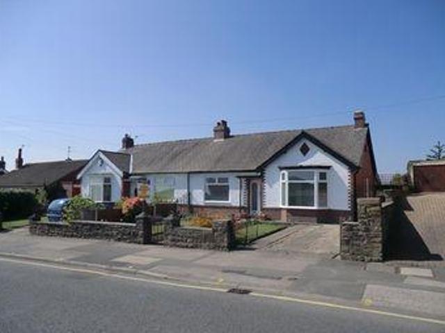 2 Bedrooms Bungalow for sale in St Helens Road, Bolton BL5