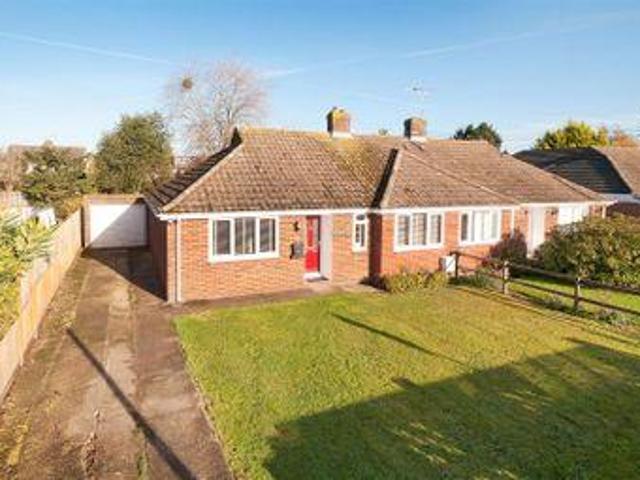2 Bedrooms Bungalow for sale in Stanley Road, Marden, Tonbridge TN12