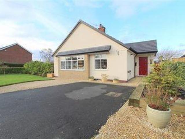2 Bedrooms Bungalow for sale in Stiles Avenue, Preston PR4