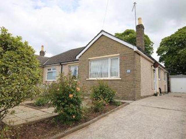 2 Bedrooms Bungalow for sale in Throstle Walk, Slyne, Lancaster LA2