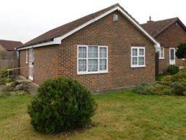 2 Bedrooms Bungalow for sale in Wingrove Drive, Weavering, Maidstone, Kent ME14