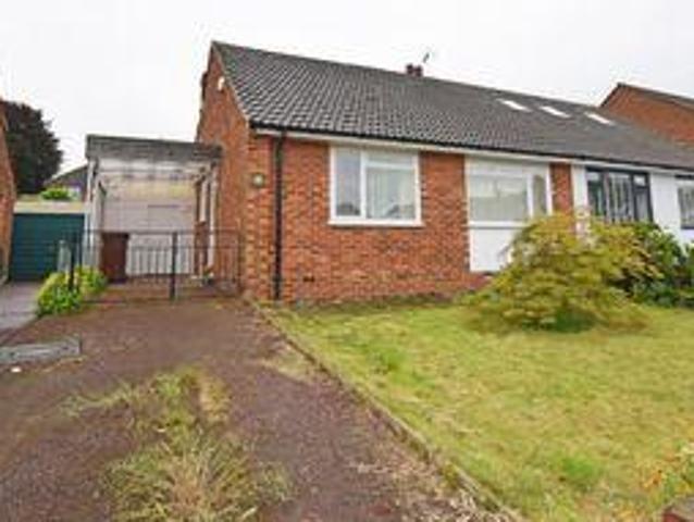 2 Bedrooms Bungalow for sale in Wooldeys Road, Rainham, Gillingham ME8