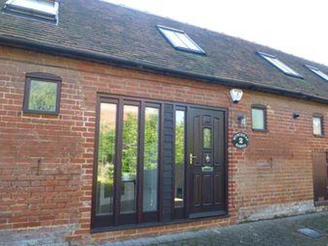 2 Bedrooms Barn conversion for rent in Howland Mews, Canterbury CT1