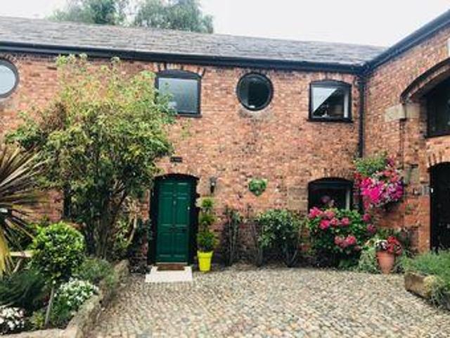 2 Bedrooms Barn conversion for rent in Rake House Mews, Lower Rake Lane, Helsby WA6