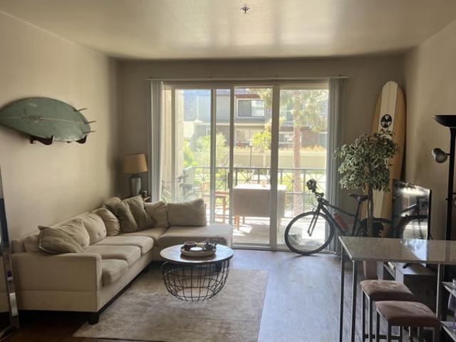 2 Bedrooms + Bath Available ASAP in Marina del Rey