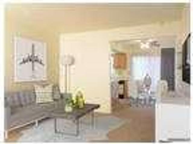 2 bedrooms Beautiful Apartments for Rent in Jefferson Hills. Pet OK!