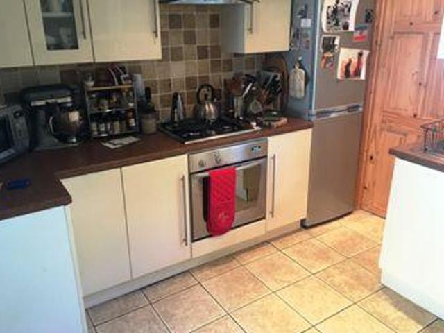 2 Bedrooms Cottage for rent in Clewer Fields, Windsor SL4