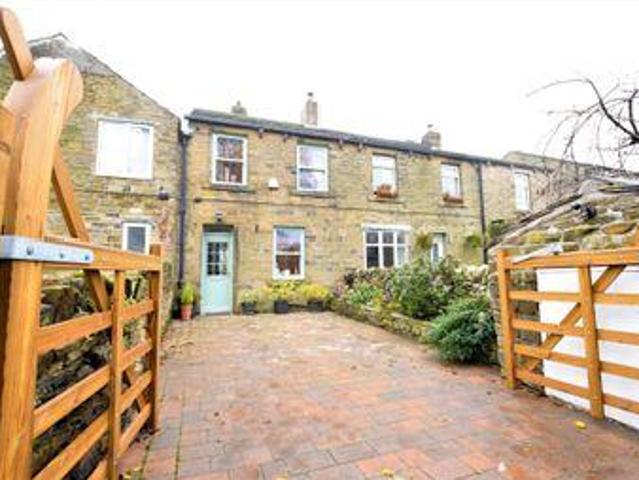 2 Bedrooms Cottage for rent in Dobroyd, Shepley, Huddersfield HD8