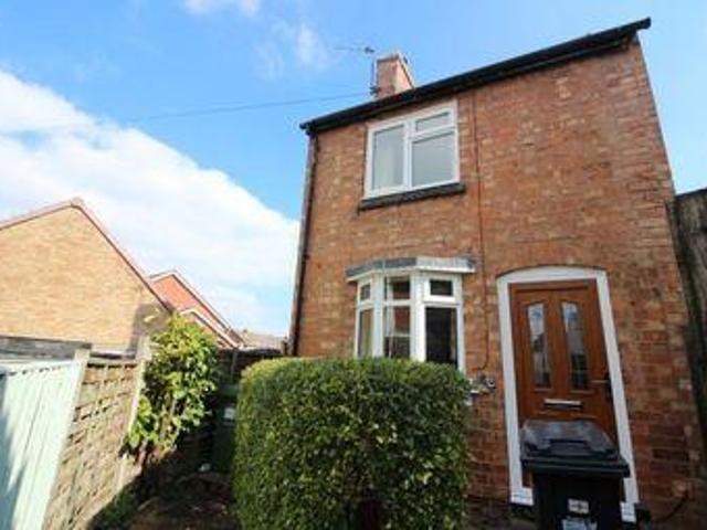 2 Bedrooms Cottage for rent in Lewis Road, Leamington Spa CV31