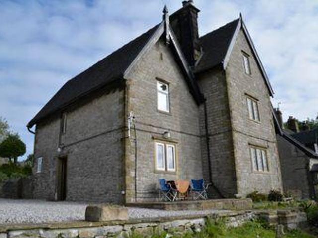 2 Bedrooms Cottage for rent in Top Cottages, Cressbrook, Buxton SK17
