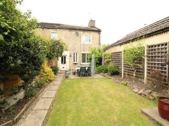 2 Bedrooms Cottage for sale in Crow Lane, Ramsbottom, Bury, Lancashire BL0