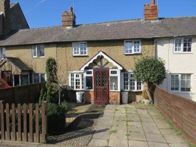 2 Bedrooms Cottage for sale in High Street, Cranfield, Bedford MK43
