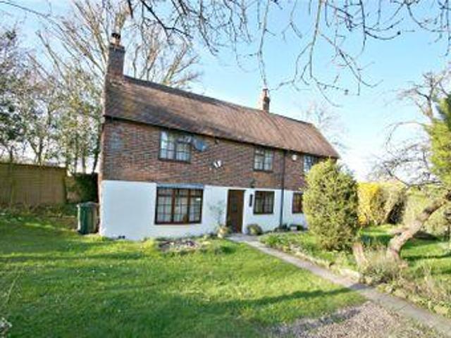 2 Bedrooms Cottage for sale in Skittle Green, Bledlow, Princes Risborough, Buckinghamshire HP27