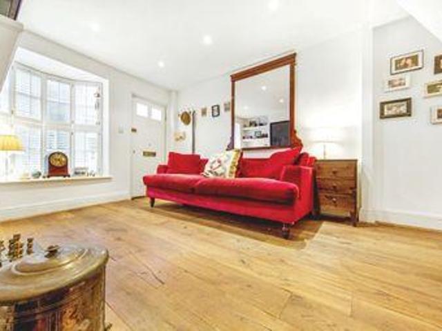 2 Bedrooms Cottage for sale in Princes Road, Richmond TW10