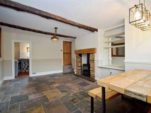 2 Bedrooms Cottage for sale in The Green, Sharlston Common, Wakefield WF4