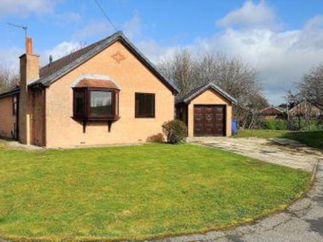 2 Bedrooms Detached bungalow for sale in Marina View, Thorne, Doncaster DN8