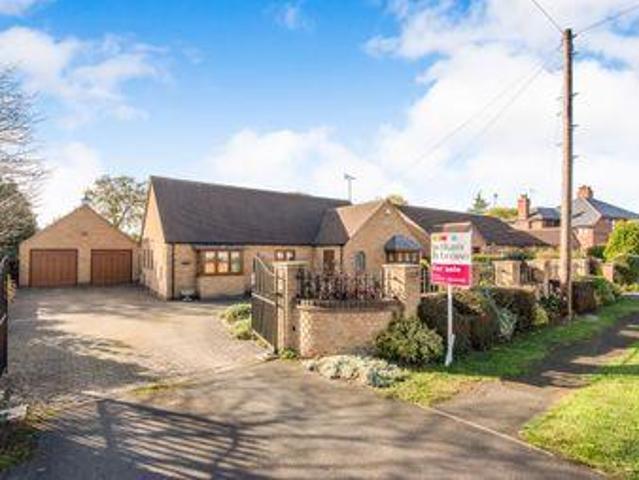 2 Bedrooms Detached bungalow for sale in Old Blyth Road, Ranby, Retford DN22
