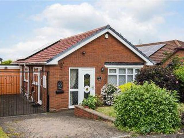 2 Bedrooms Detached bungalow for sale in Chase Vale, Burntwood WS7