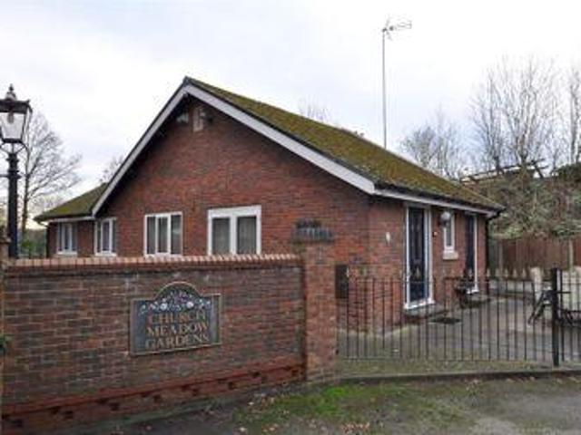 2 Bedrooms Detached bungalow for sale in Church Meadow Gardens, Hyde SK14