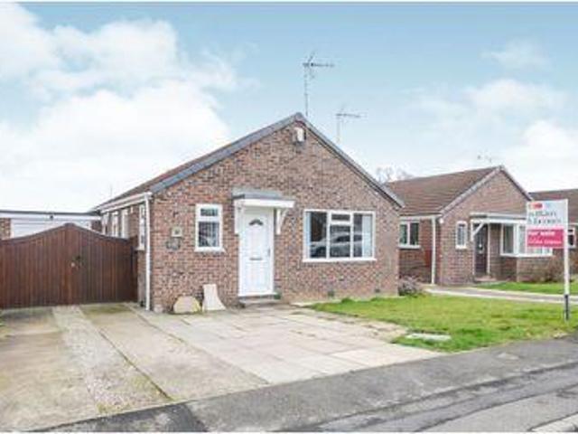 2 Bedrooms Detached bungalow for sale in Farmstead Rise, Haxby, York YO32
