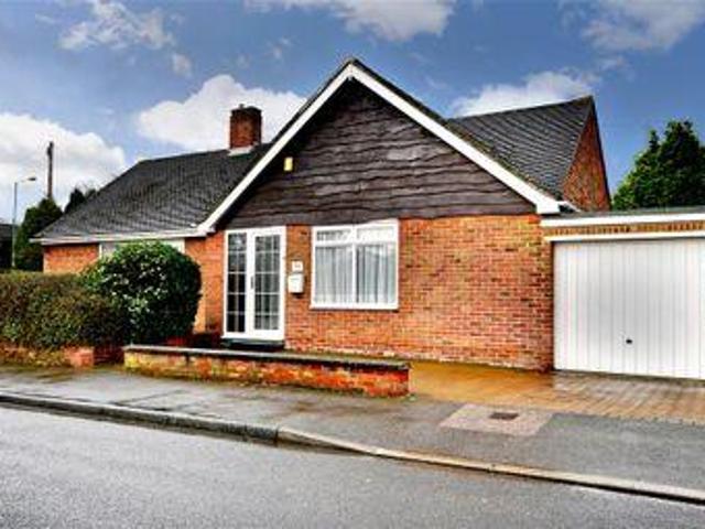 2 Bedrooms Detached bungalow for sale in Georgian Way, Wigmore, Gillingham, Kent ME8