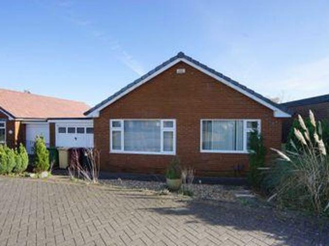 2 Bedrooms Detached bungalow for sale in Glendale Drive, Bolton BL3