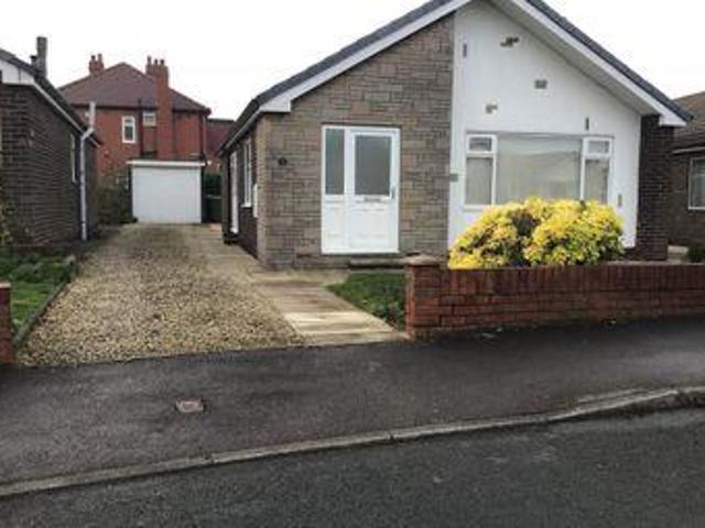 2 Bedrooms Detached bungalow for sale in The Paddock, Castleford WF10