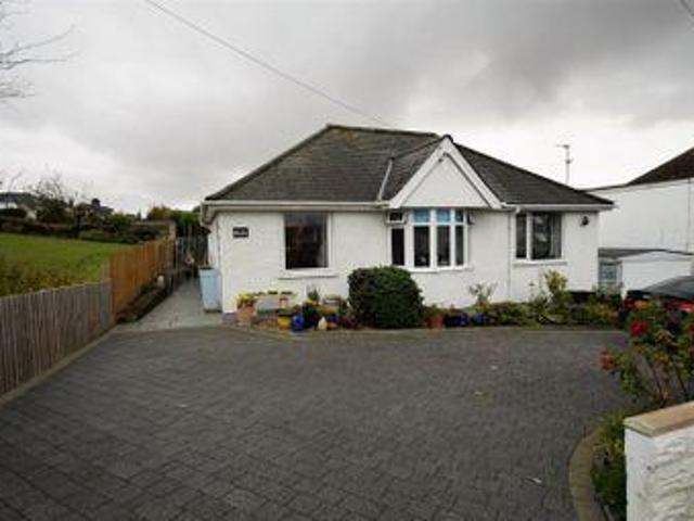 2 Bedrooms Detached bungalow for sale in The Parade, Barry CF62