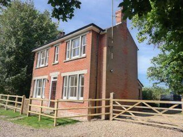2 Bedrooms Detached house for rent in Mays Lane, Dedham, Colchester CO7