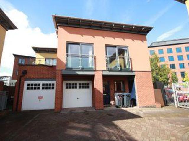 2 Bedrooms Detached house for rent in Midford Grove, Park Central B15