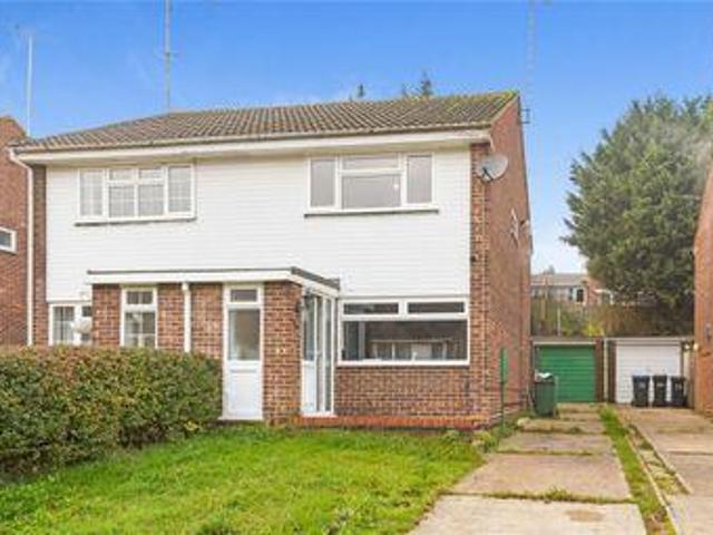 2 Bedrooms Detached house for rent in Albatross Gardens, South Croydon, Surrey CR2