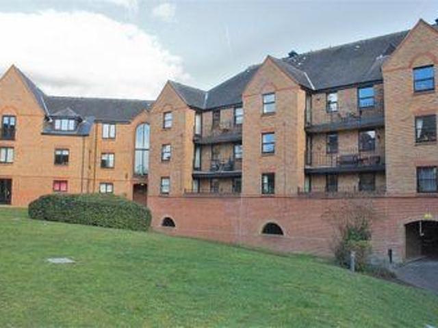 2 Bedrooms Detached house for rent in Chelmsford Road, Dunmow, Essex CM6