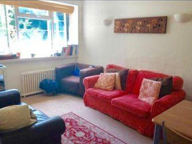 2 Bedrooms Detached house for rent in Crownstone Court, London SW2