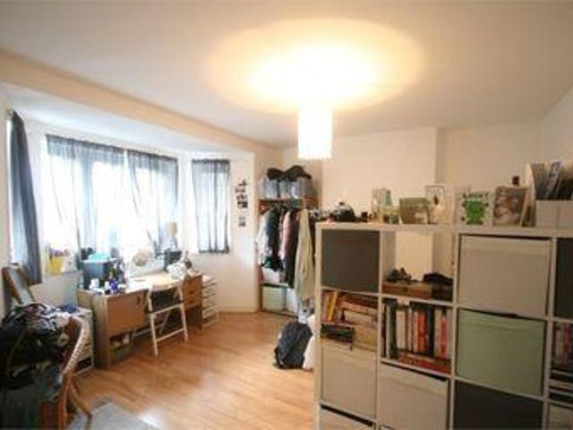 2 Bedrooms Detached house for rent in Green Hundred Road, London SE15