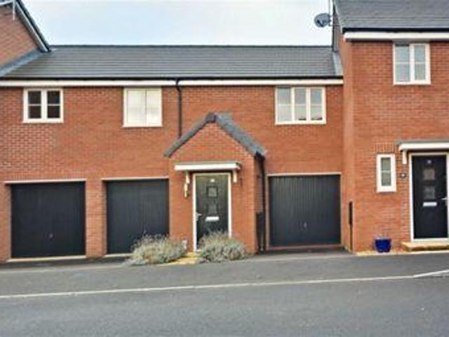 2 Bedrooms Detached house for rent in Hawthorn Close, Hardwicke, Gloucester GL2