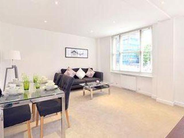 2 Bedrooms Detached house for rent in Hill Street, London W1J