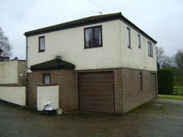 2 Bedrooms Detached house for rent in The Causeway, Petersfield GU31