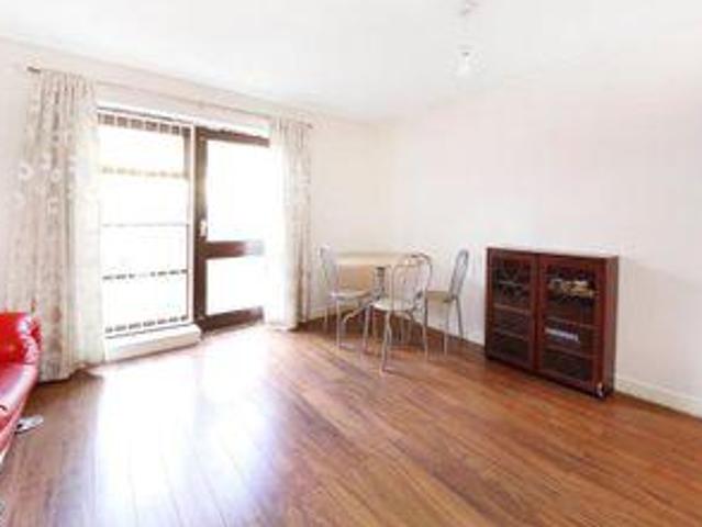 2 Bedrooms Detached house for rent in Watts Street, London SE15