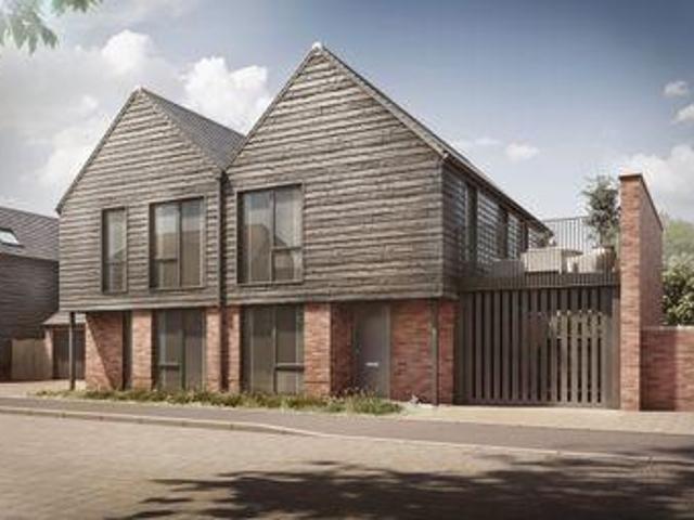 2 Bedrooms Detached house for sale in Belsteads Farm Lane, Little Waltham, Chelmsford CM3