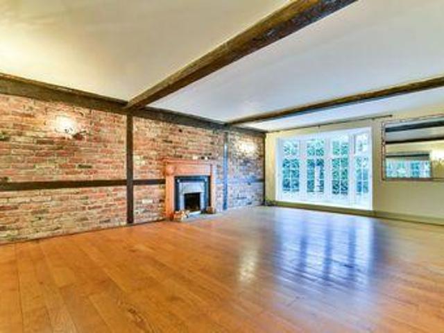 2 Bedrooms Detached house for sale in Cumber Close, Wilmslow SK9
