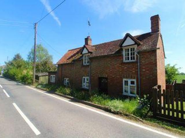 2 Bedrooms Detached house for sale in Cross End, Thurleigh, Bedfordshire MK44