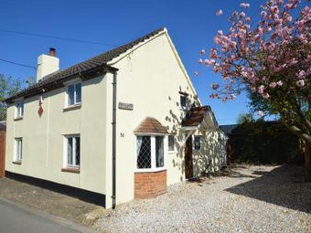 2 Bedrooms Detached house for sale in Green Street, Hazlemere, High Wycombe HP15