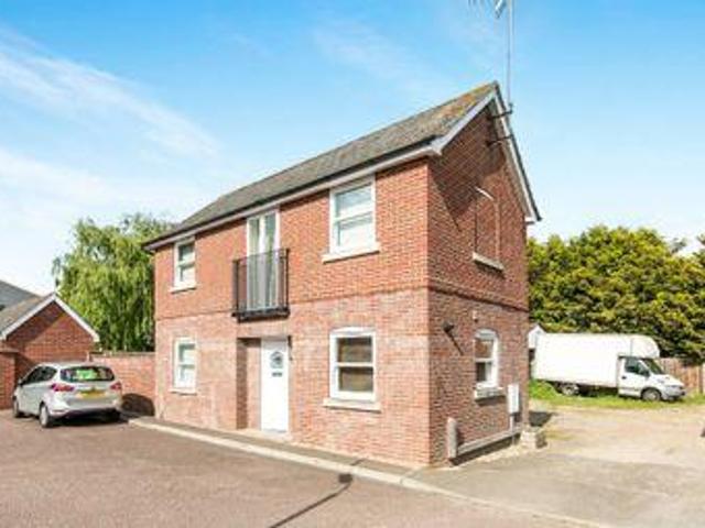 2 Bedrooms Detached house for sale in Knights Field, Colchester CO2
