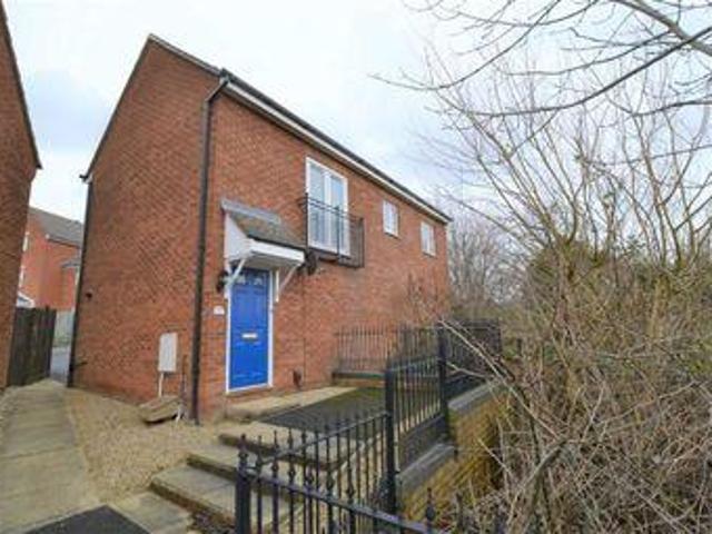 2 Bedrooms Detached house for sale in Thresher Drive, Swindon SN25