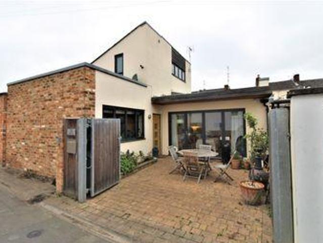 2 Bedrooms Detached house for sale in Wellesley Road, Cheltenham, Gloucestershire GL50
